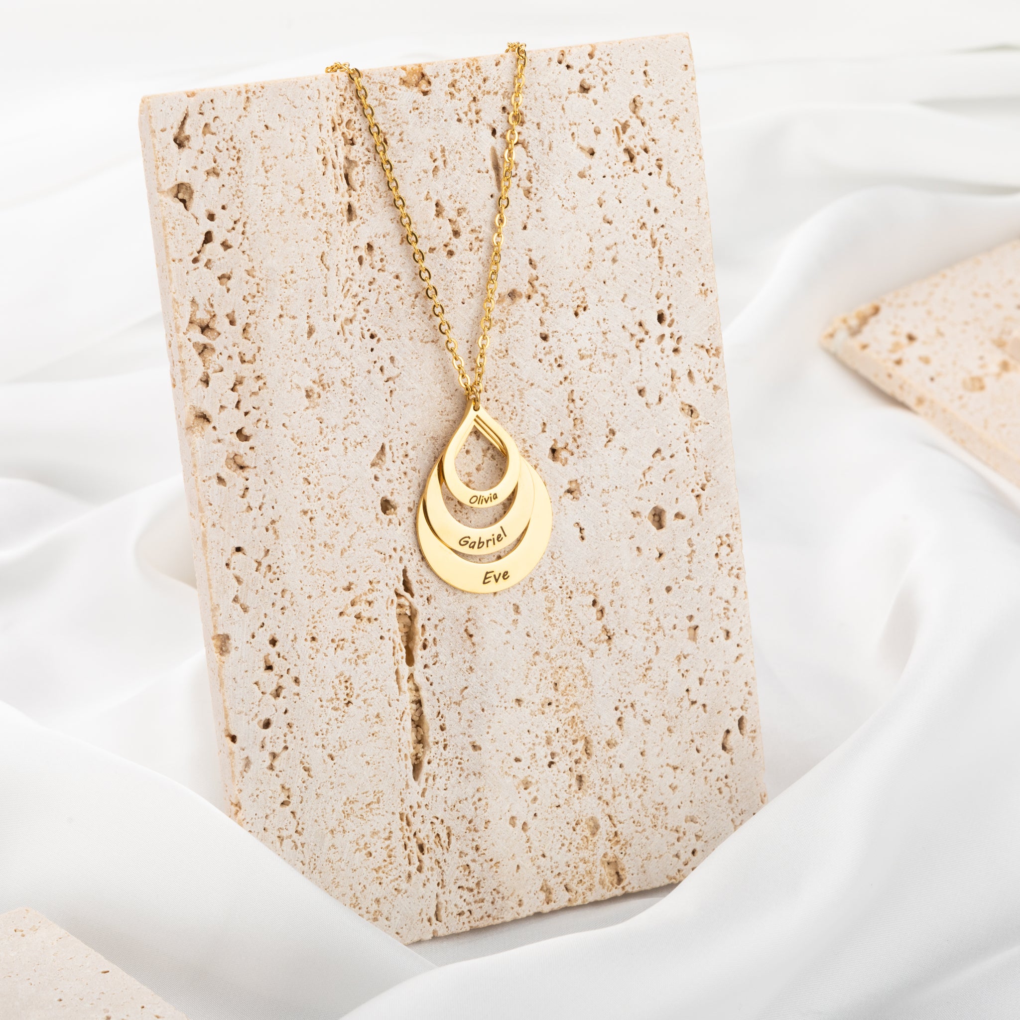 Personalized Teardrop Family Pendant Necklace My Little Necklace